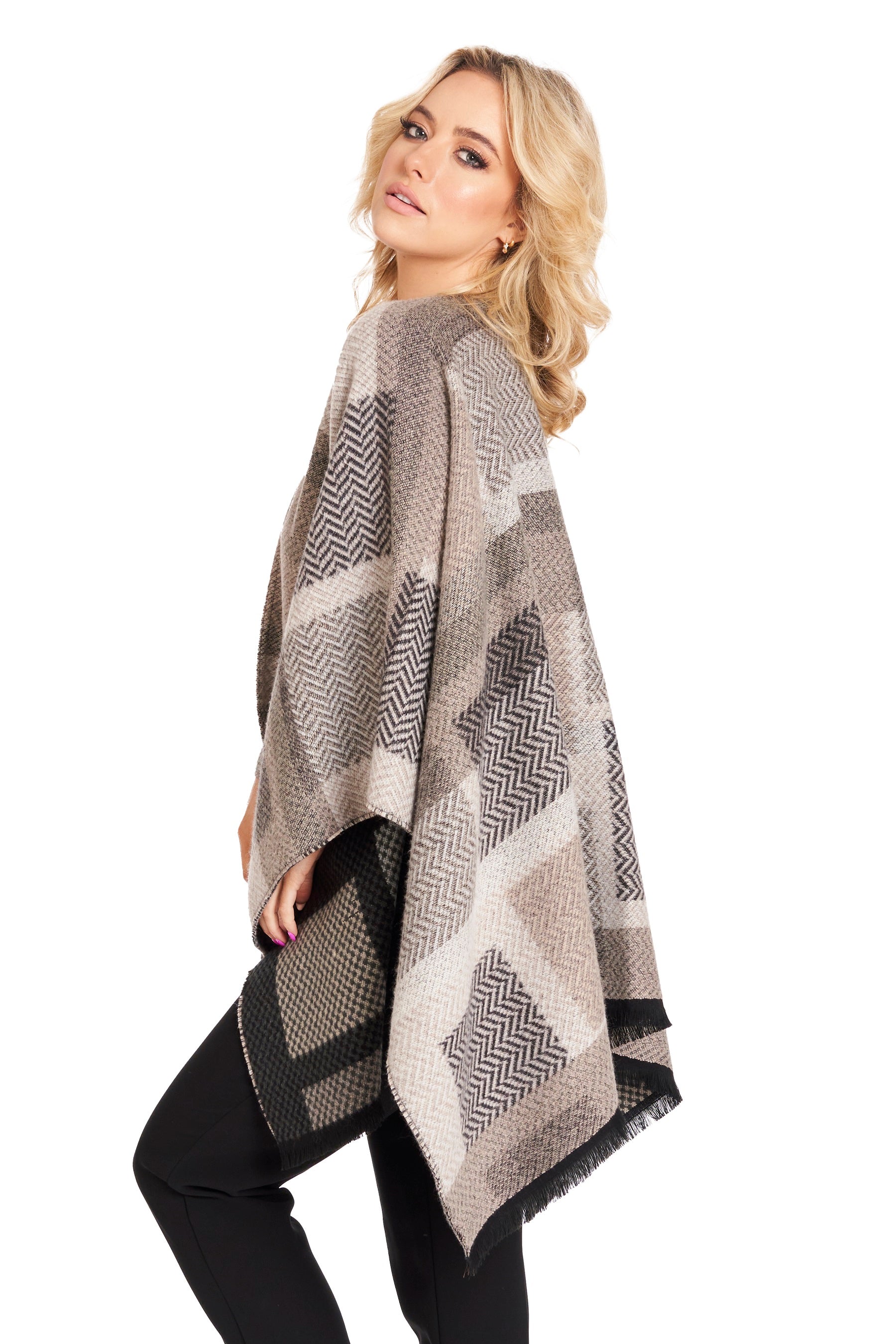 Shawls – Jimmy Hourihan